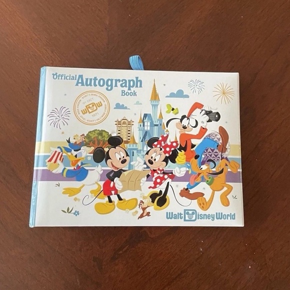Disney | Other | Official Autograph Book With Mickey Friends Walt ...
